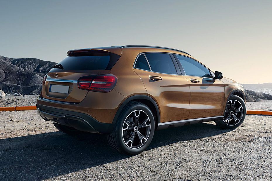 Mercedes Benz GLA-Class 2020 Price in Malaysia, September Promotions ...