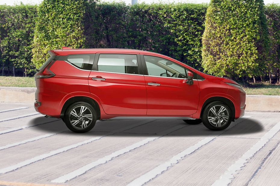 Mitsubishi Xpander Interior, Exterior & colour Images Malaysia