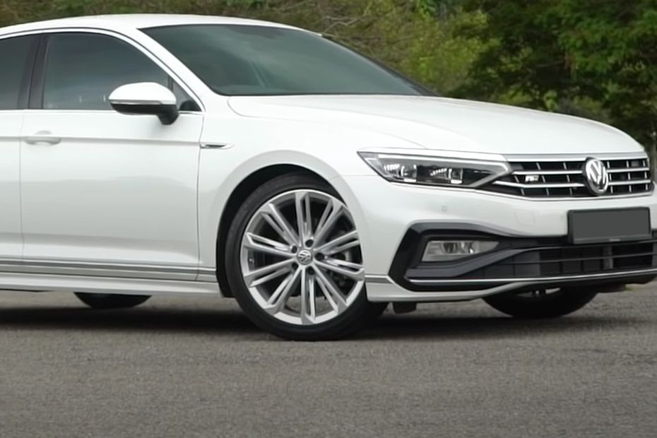 Volkswagen Passat R-Line 2021 Price in Malaysia, August Promotions ...