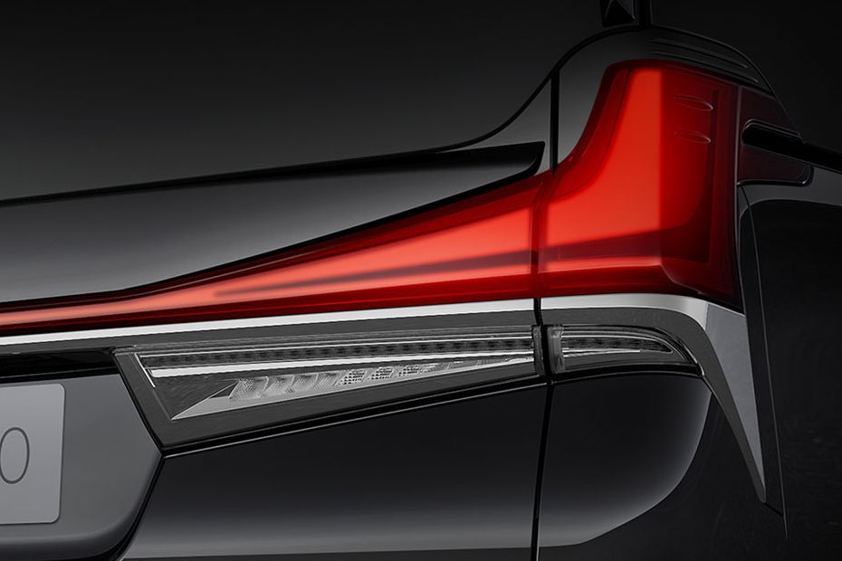 Lexus LM 2024 Interior, Exterior & colour Images Malaysia