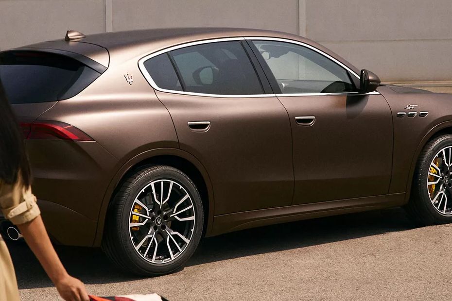 Maserati Grecale Trofeo 2023 Specs, Price & Reviews in Malaysia