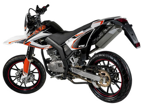 Daelim XTM 200 colors, 3 colors available in Malaysia | Zigwheels