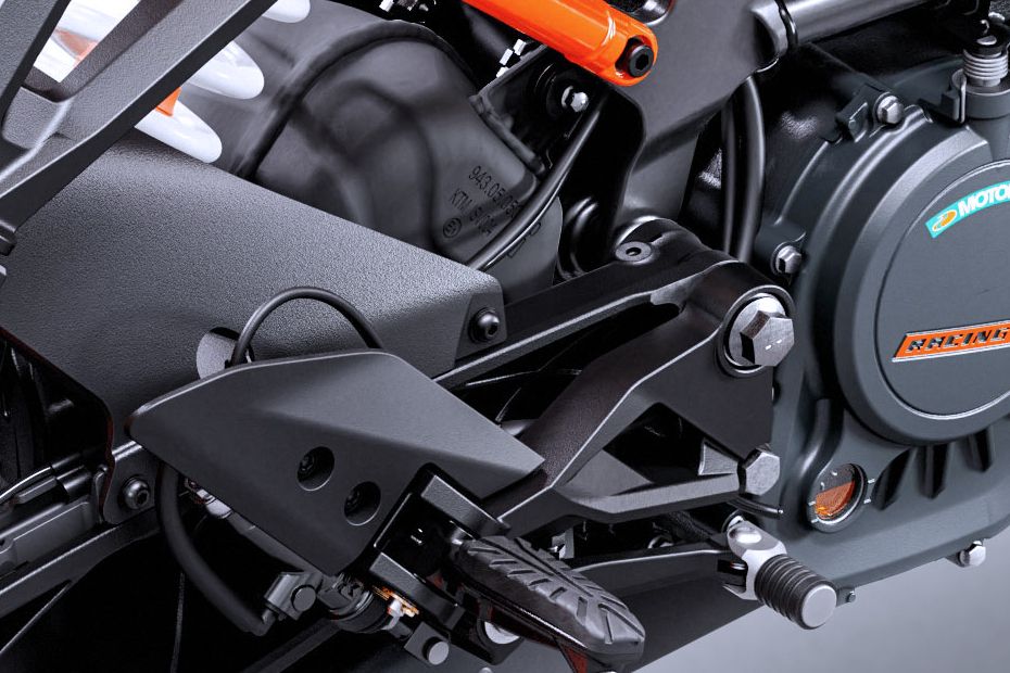KTM RC 200 2022 Standard Specs & Price in Malaysia
