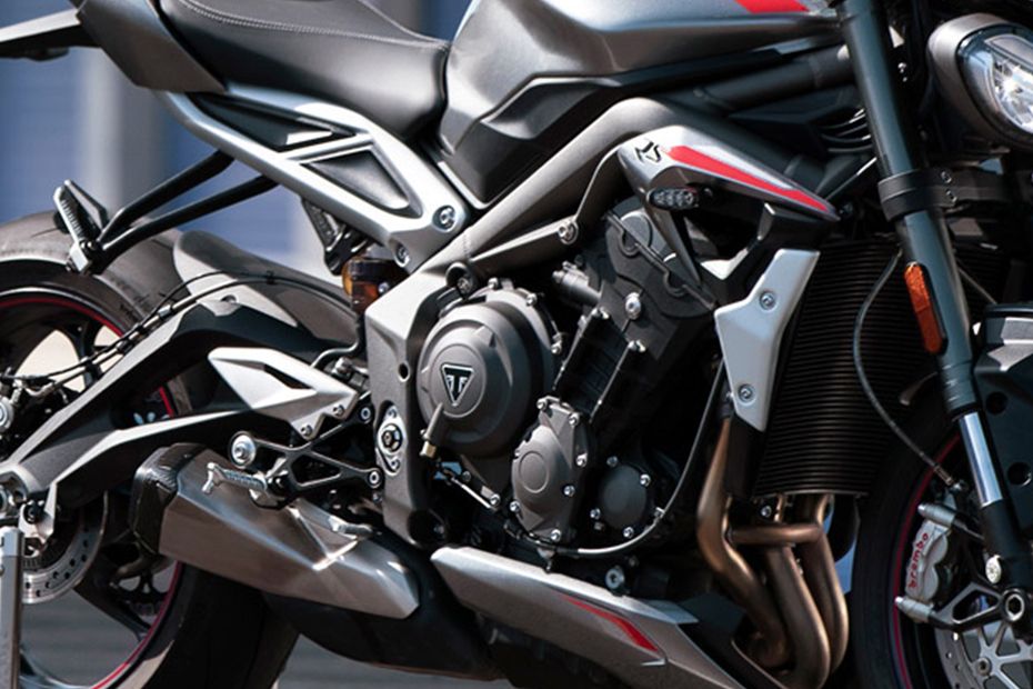 Triumph Street Triple 2021, Malaysia Price, Specs & May Promos