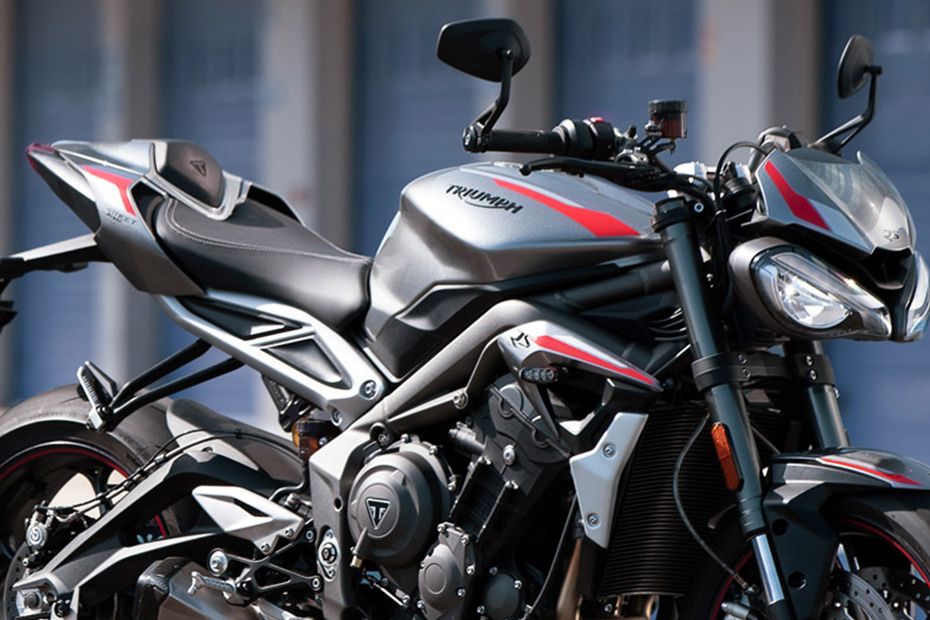 Triumph Street Triple 2021, Malaysia Price, Specs & May Promos