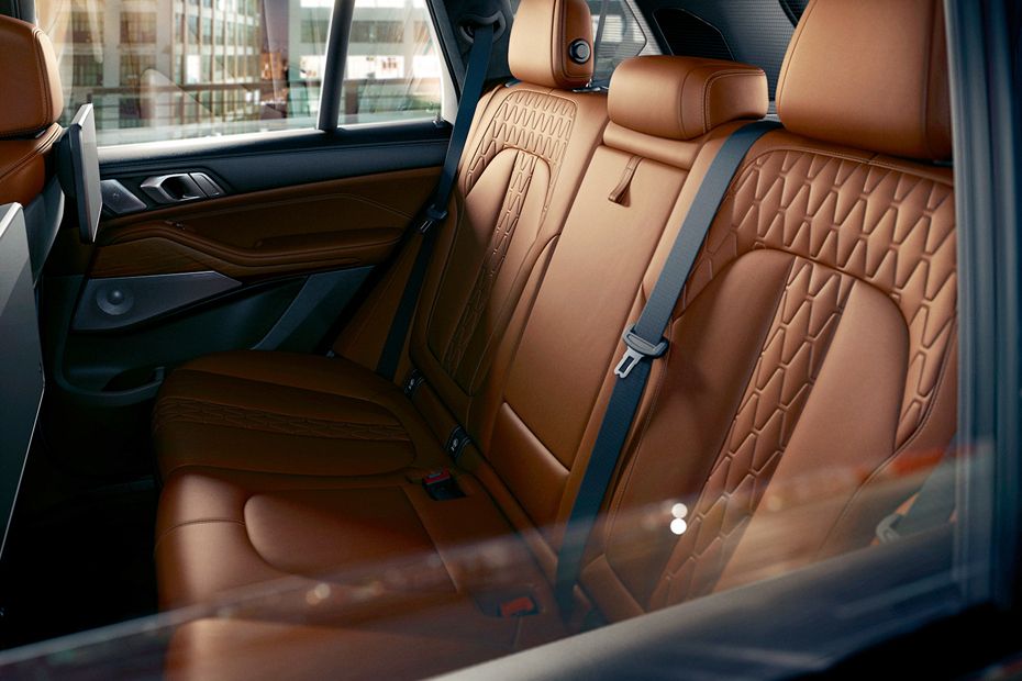 BMW X5 xDrive45e M Sport 2025 Specs, Price & Reviews in Malaysia