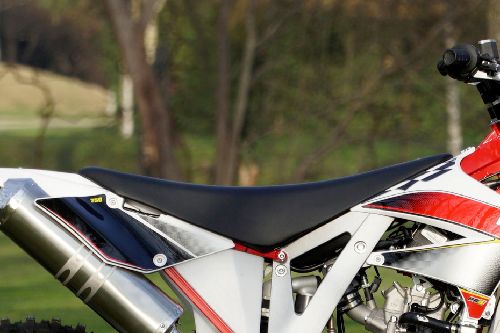 AJP Motors now in Malaysia; launches PR5 250 and PR7 600 Adventure ...