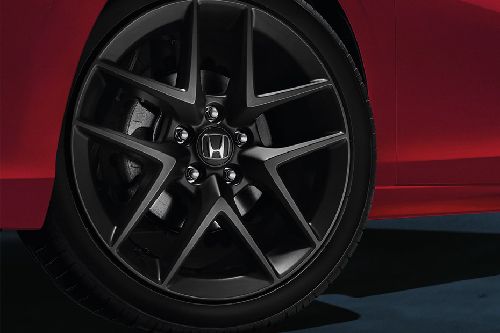 2022 Honda Civic e:HEV hybrid: Safety & comfort at its best