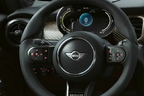 Here’s your first glimpse at 2024 Mini Cooper EV’s retro-futuristic cabin