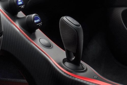 Meet Bugatti’s new hyper sports car, the Chiron Super Sport